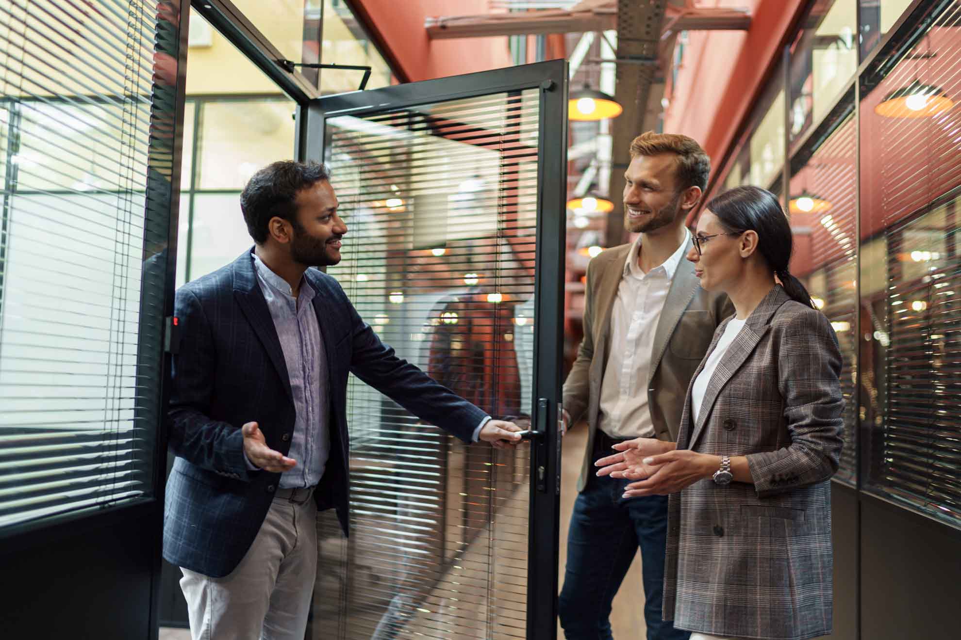 Negotiating In Business – Critical Steps, Skills & Techniques ...